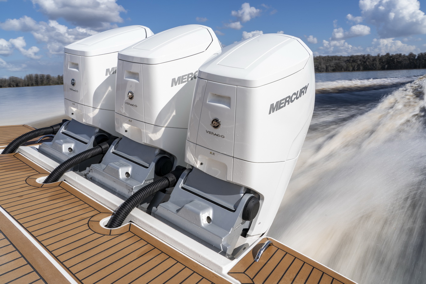 Mercury unveils world's first V12 outboard engine | Yachts Review